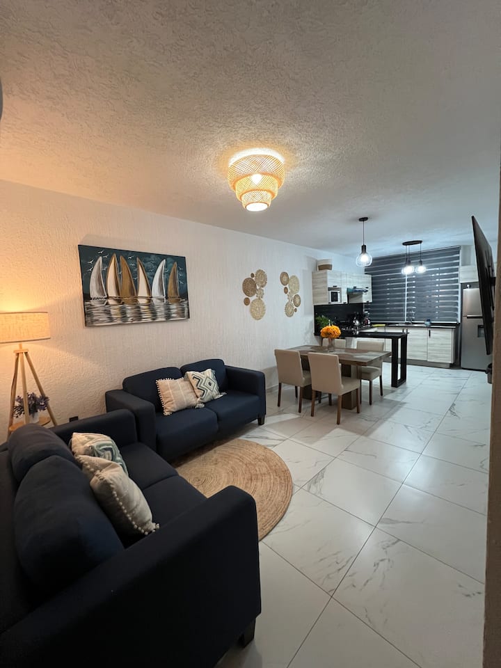 Departamento De Lujo  Palmas Del Sol Ii 13-e - Manzanillo, México