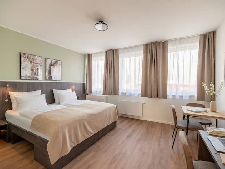 Limehome Bremerhaven Kantstr | Suite - ブレーマーハーフェン