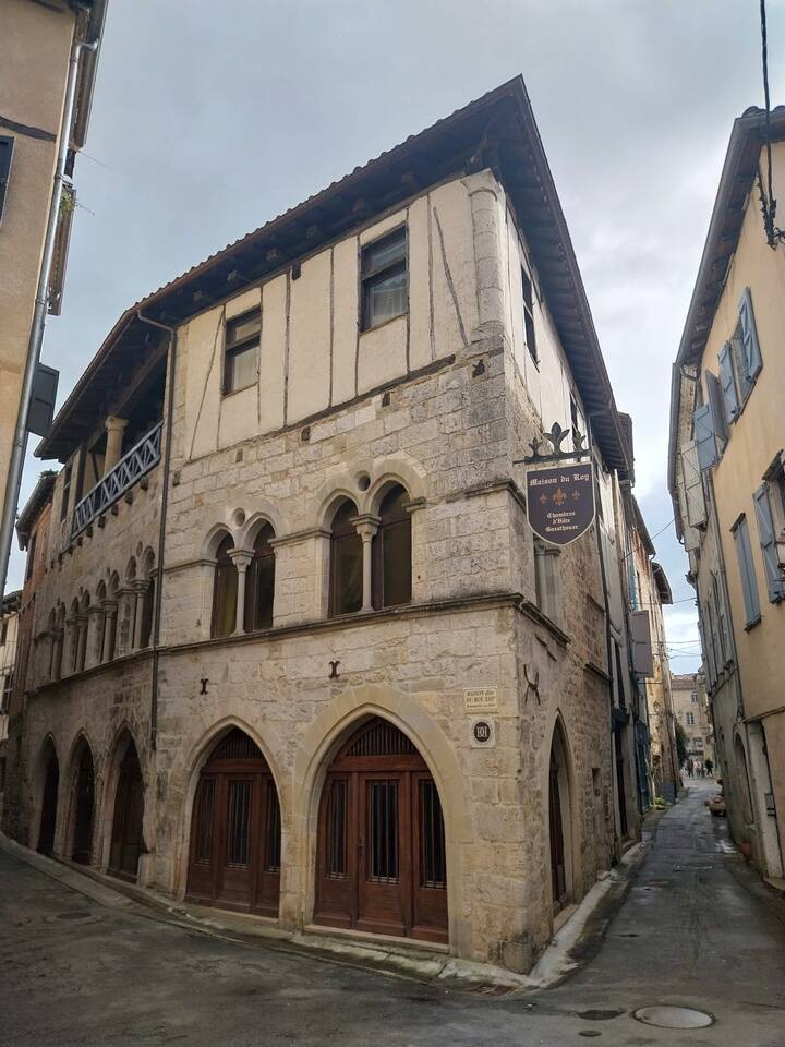 Maison Du Roy/ Upper Chambers. - Saint-Antonin-Noble-Val