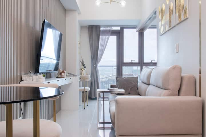 Upkt2 1br W/ Balcony In Uptown Bgc | Washer/dryer - Taguig