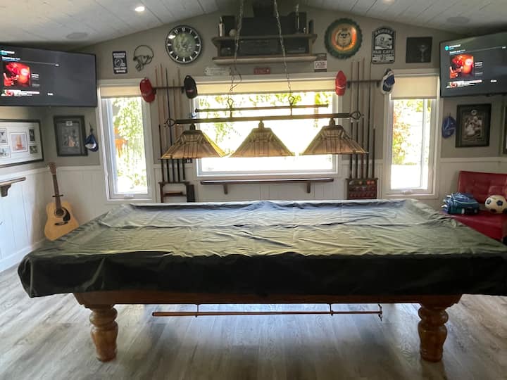 Crowe Bar Cottage - Sechelt