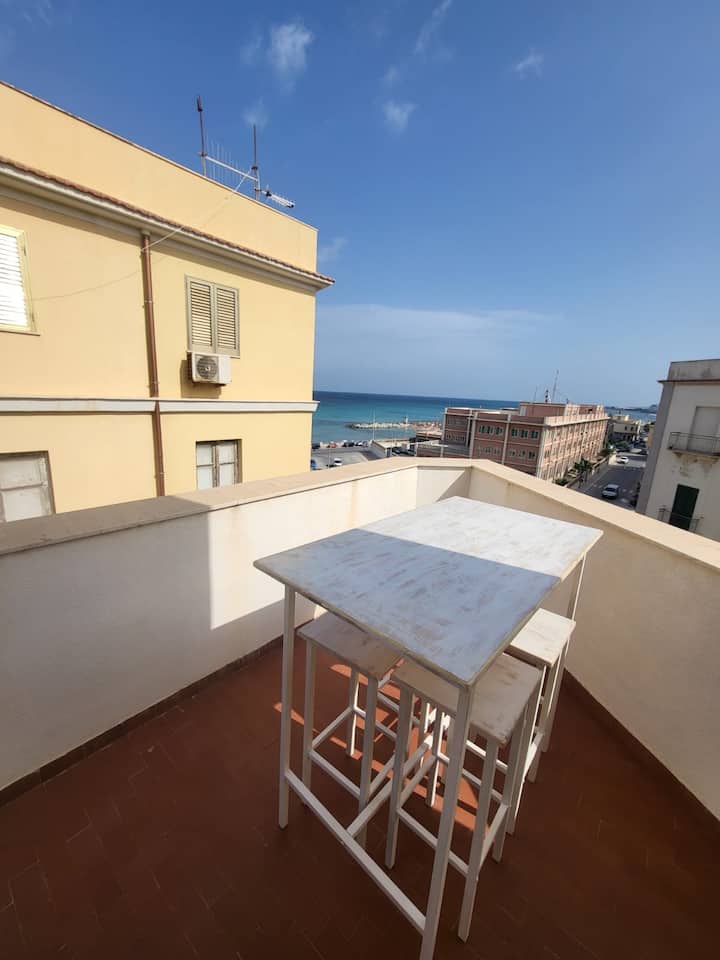A Due Passi Dal Mare Appartament - Trapani