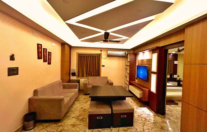 Luxe Party Studio Apartment | Near Kolkata Airport - Kolkata (Calcutta)