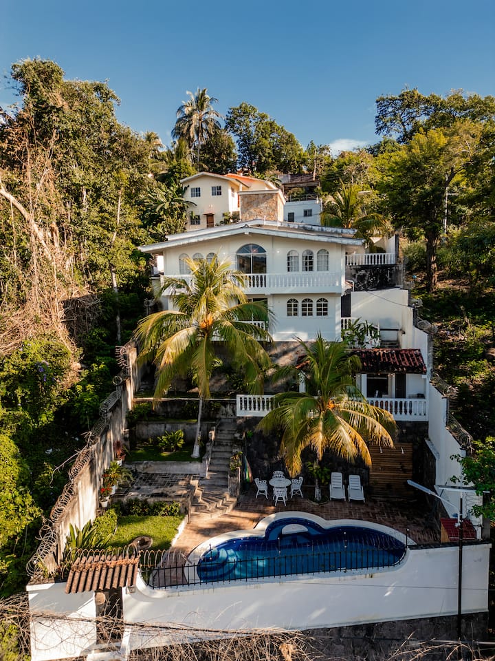 Casa Tropical Kaylani - El Salvador