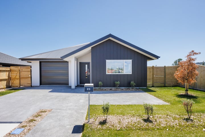 New Modern Haven - Feilding