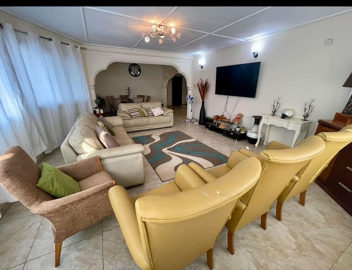 Dutchlond Ensuite - Sierra Leone
