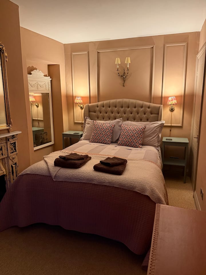 One Bed Cottage With Woodburner - Bruton