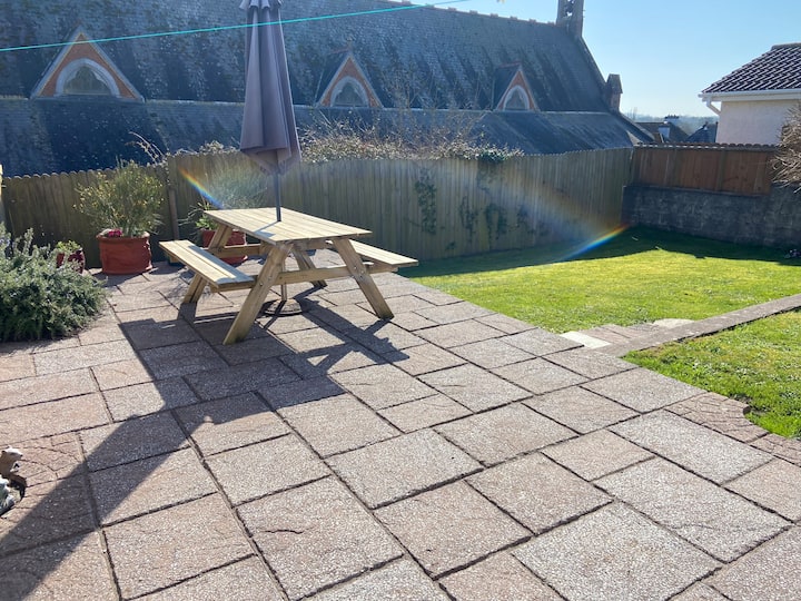 4 Bedroom Bungalow, Centre Of Blarney Village - Cork