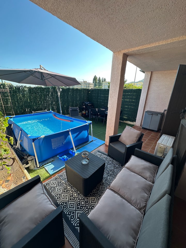 Maison Proche Des Plages Avec Piscine Hors Sol - La Garde