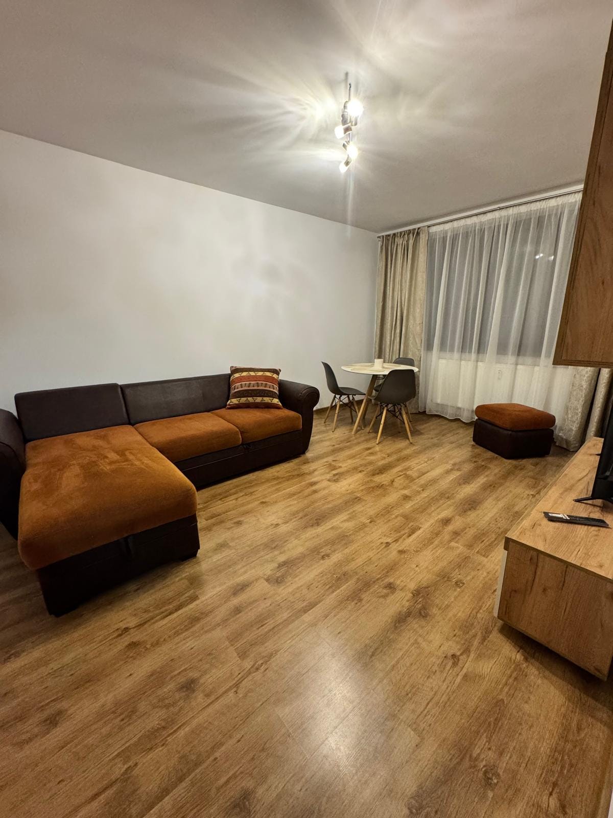 Comfort 2-Room Apartment | Obregia & Budimex Hospi - Flats for Rent in ...