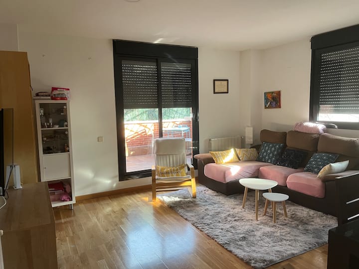 Dos Habitaciones En Gran Piso - Leganés