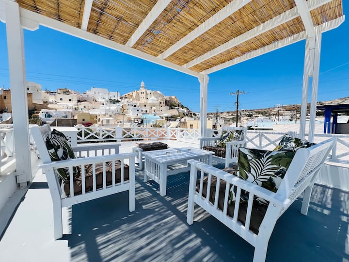 Traditional Cave Villa-paradise & Prive Jacuzzi - Santorini