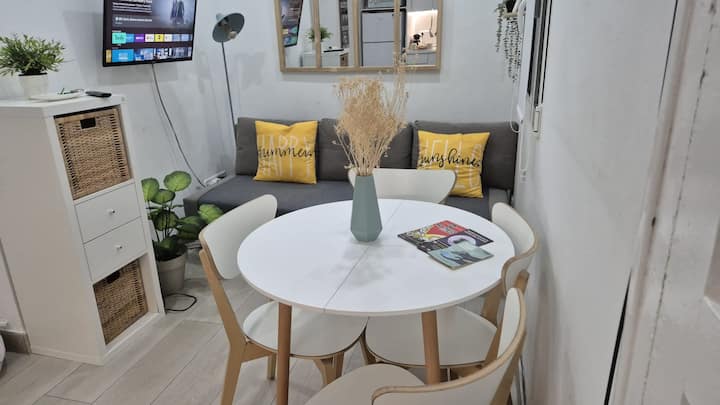 Madrid 2025 Salamanca 4 Pax Number Register Inside - Madryt