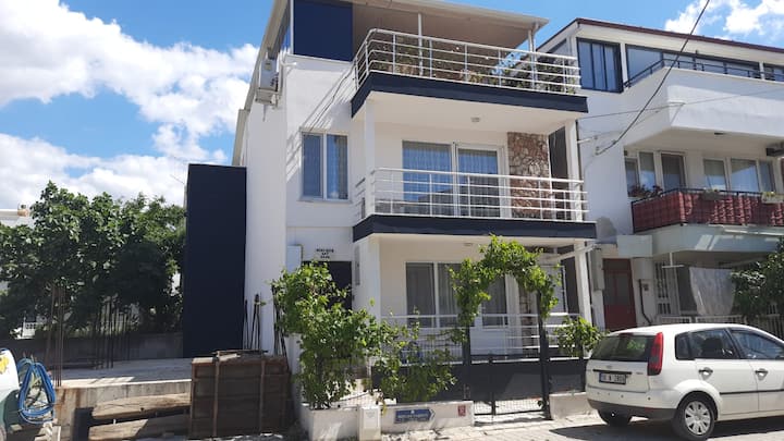 Burhaniye İSkele 2. Kat 2+1 Kiralık Yazlık Daire - Burhaniye