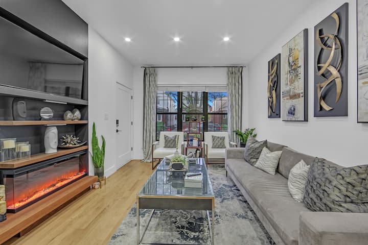 Private 2br Suite | Separate Entrance + Kitchen - New York