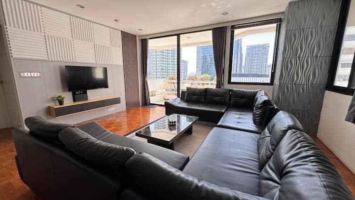 Bangkok’s Special Gathering Spacious 3 Br 8 Pax - Bangkok
