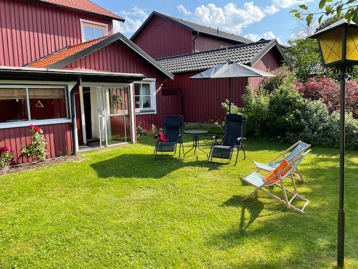 Varberg Centralt. Låna Cyklar - 10 Min Till Bad - Varberg