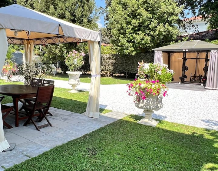 ÉLégante Villa Avec Piscine, Fit - Forte dei Marmi