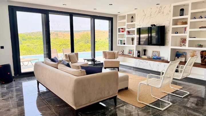 Villa Mandarin:a Unique Retreat With Private Pool - Seferihisar