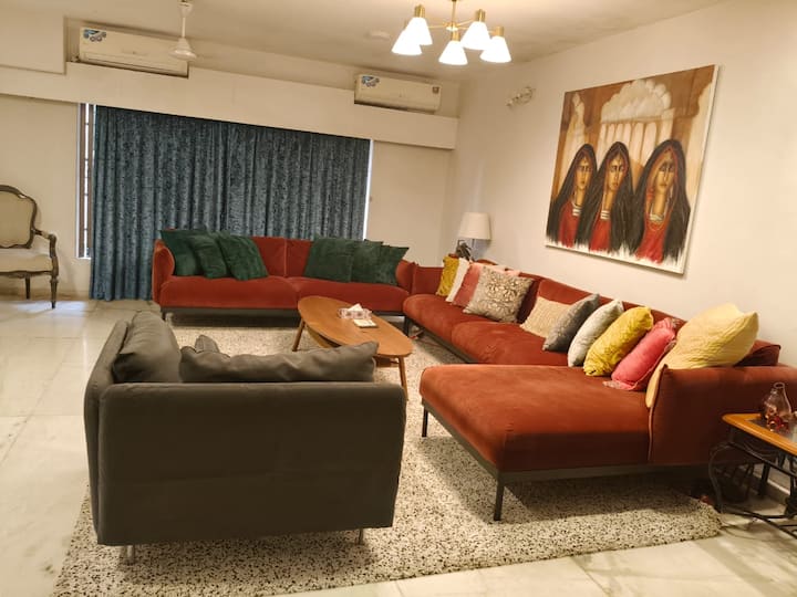 3 Bhk Grand Luxury Suite Near Carter Road - Mumbai