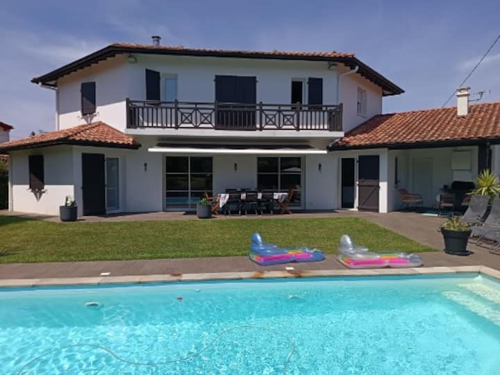 Maison Biarritz-arcangues Au Calme Avec Piscine - Biarritz