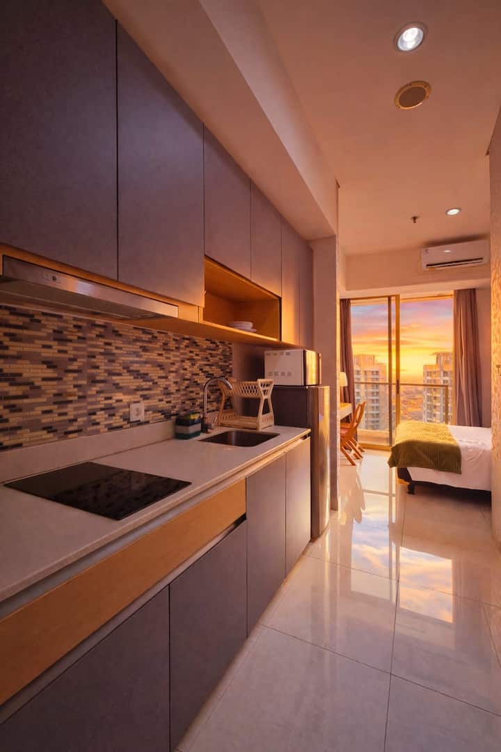 Ace Sanliving • 1br •Lux Hublife Mall Direct •Pool - Jakarta