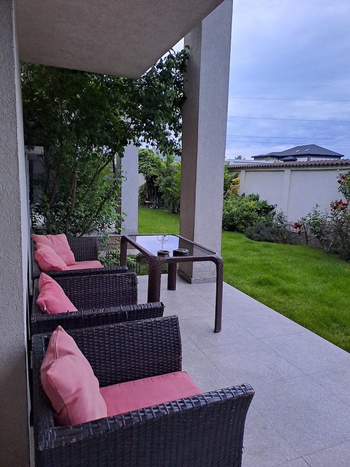 Casa Verde Stefan Aproape De București - Belciugatele