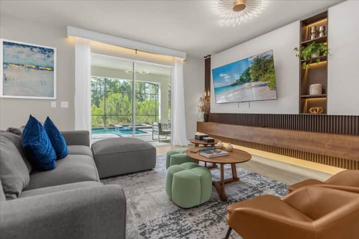 9 Bedroom/ 5 Bathroom Storey Lake (2846 Sc) - Kissimmee