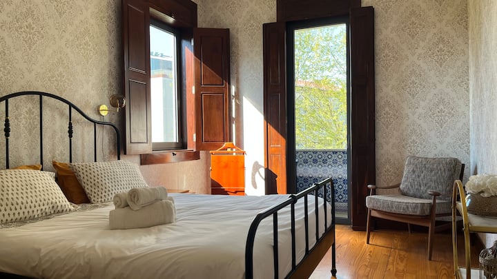 Suite Amantes Private Balcony Boutique Guesthouse - Porto, Portugal