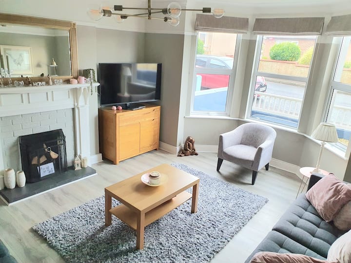 Entire Home In Portstewart - Portstewart
