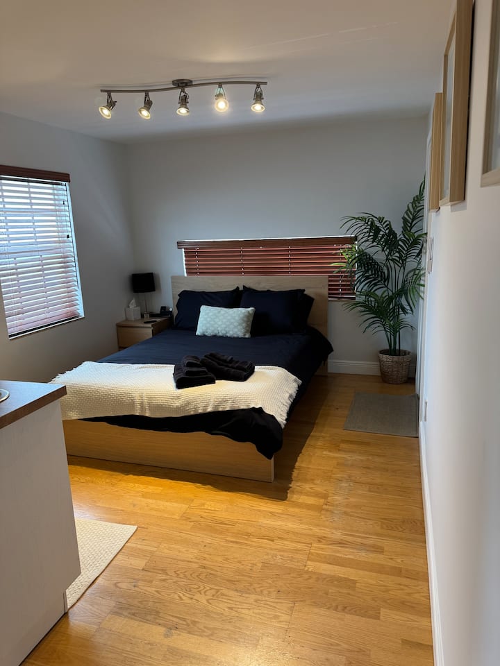 Coral Gate Guest Suite - Miami, FL