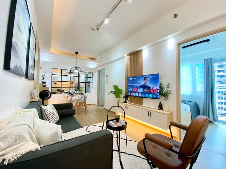 Japandi Suites | 2 Bedroom | Jazz Mall Makati - Makati