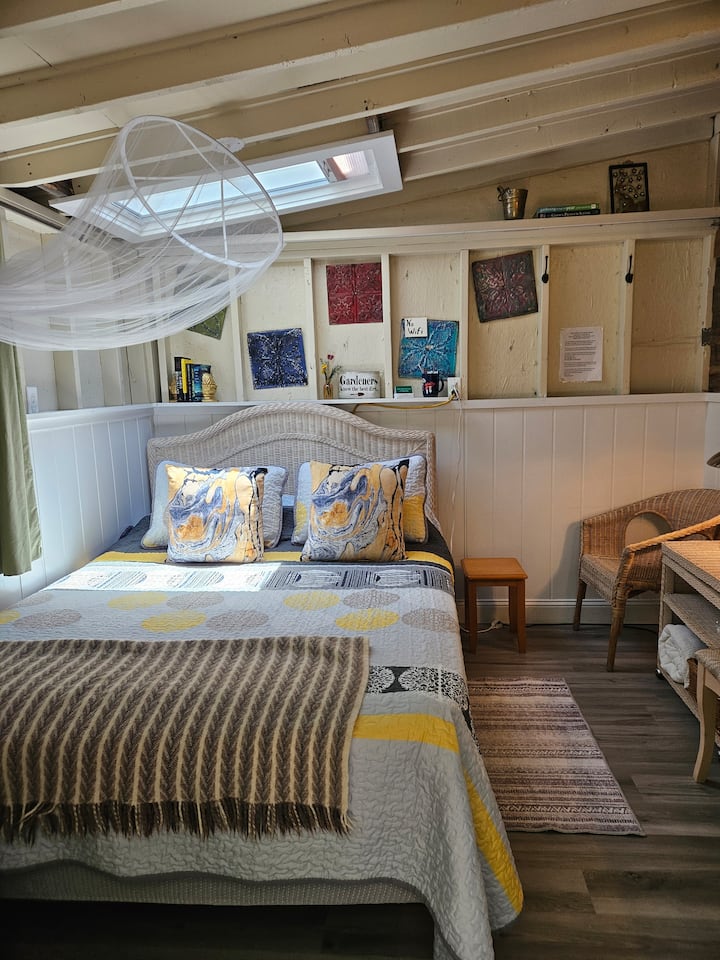 The Garden Room, No Cleaning Fee, No Wi-fi. - Delaware
