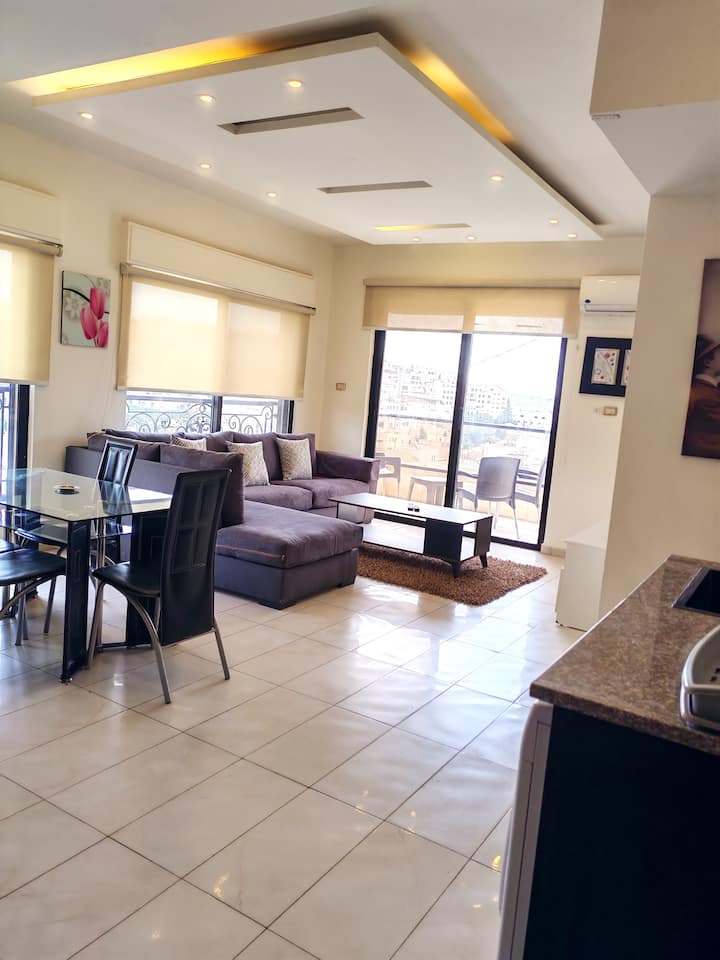 Dair Ghbar Hill View Apt. - Amman