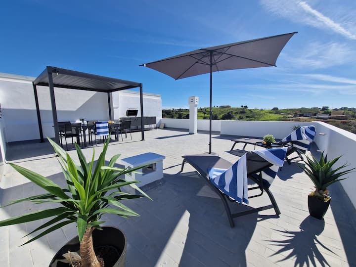 Casa Liberdade Maison De Ville Avec Toit Terrasse - Lagoa