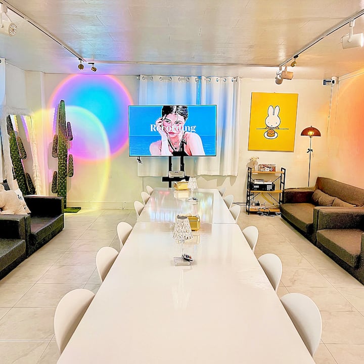 [노래방 무료]깨끗한 대형 모임 워크샵 영등포 문래 파티룸,소음Free,역세권,편의점,맛집 - 광명시