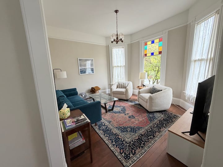 Charming Queen Ann Home In The Heart Of Se Pdx - Portland, OR