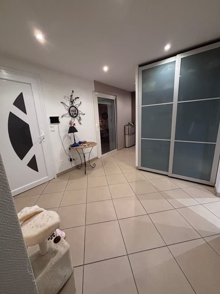 Maison Spacieuse Au Calme - Muret