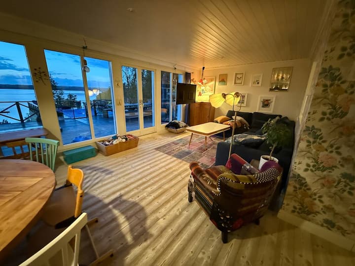 Hus Med Egen Brygga - Sweden