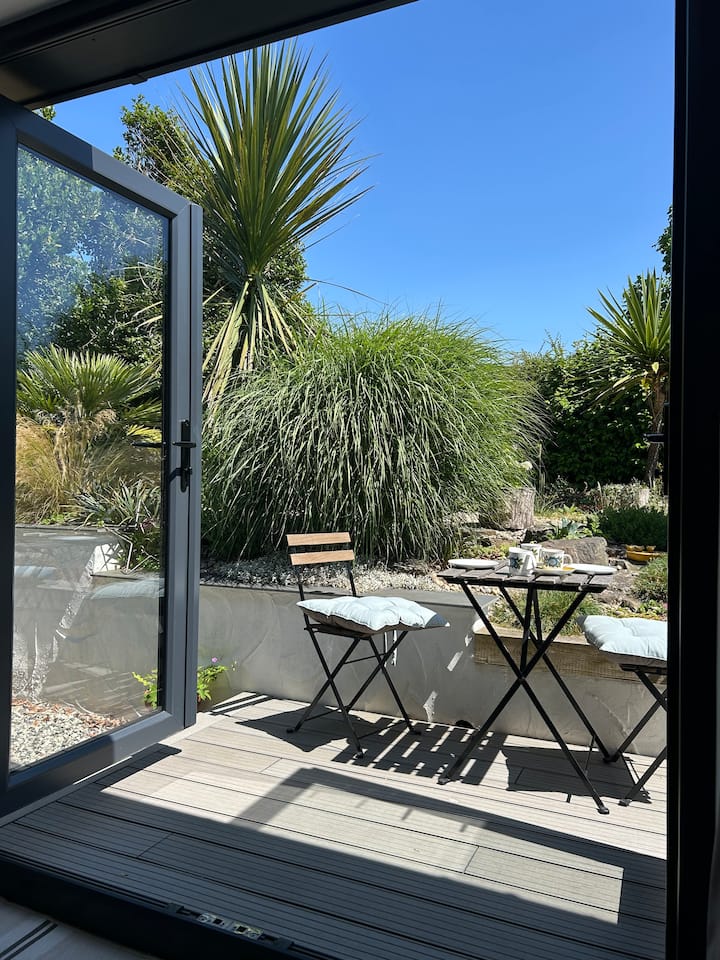 The Garden Studio, Near Woolacombe - Combe Martin Bay