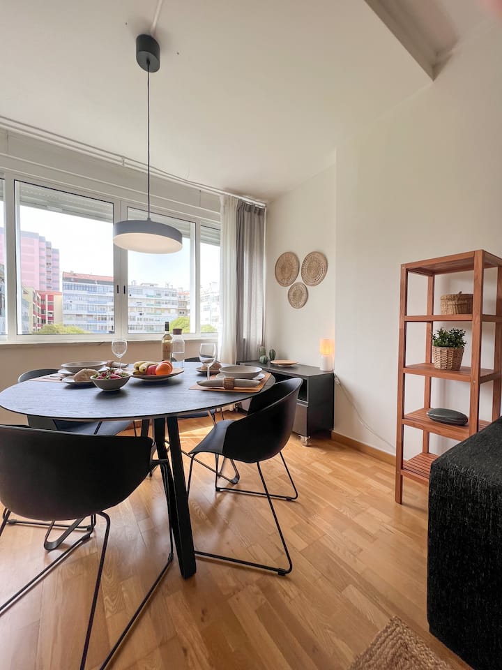 Apartamento Acolhedor, Estacionamento Grátis - Benfica