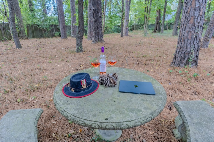 Breathtaking Modern Home In The Heart Of Jackson - Jackson, TN