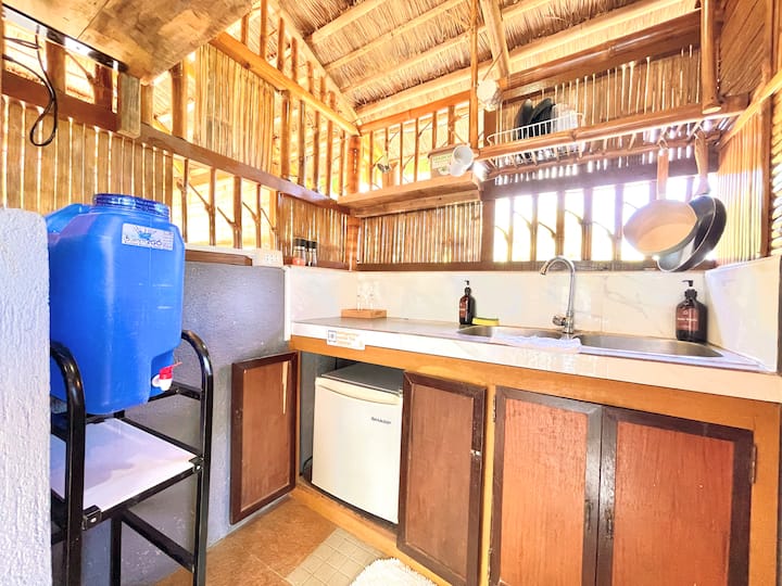 Filipino Studio Hut Near Tours Kitchenette & Patio - Puerto Galera