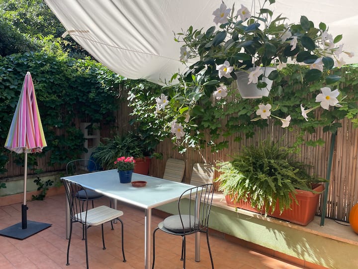 Appartamento Con Giardino A Roma - Rome