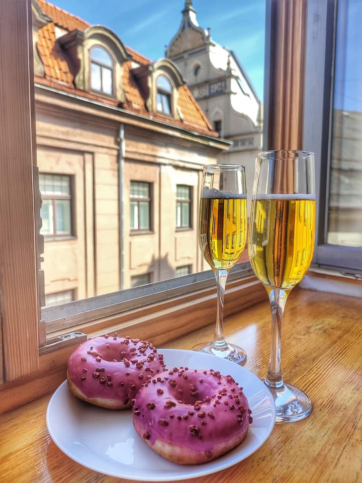 Perfect Old Town! Keyless, Cozy! *Rare Find* - Riga