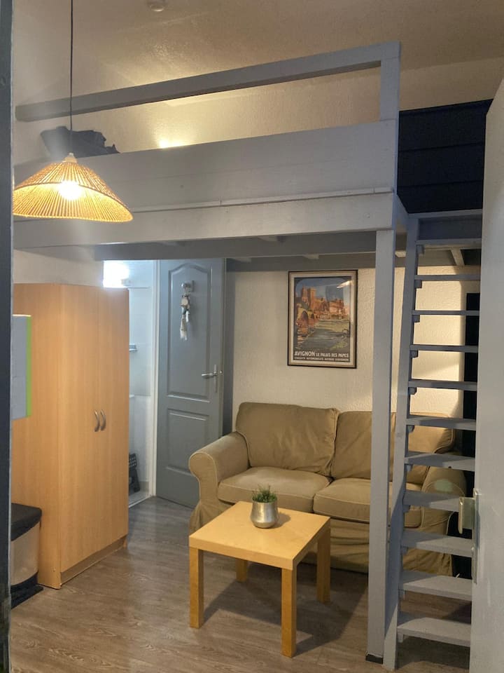 Studio Hyper Centre, Proche Halles - Avignon
