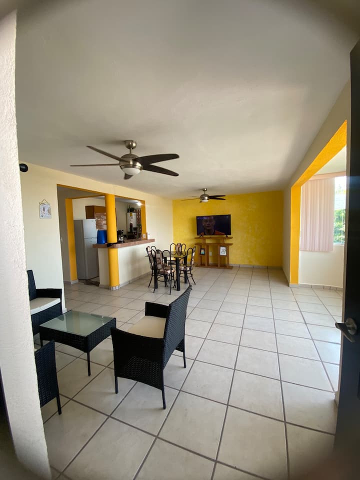 Departamento, Recién Remodelado - Acapulco de Juárez