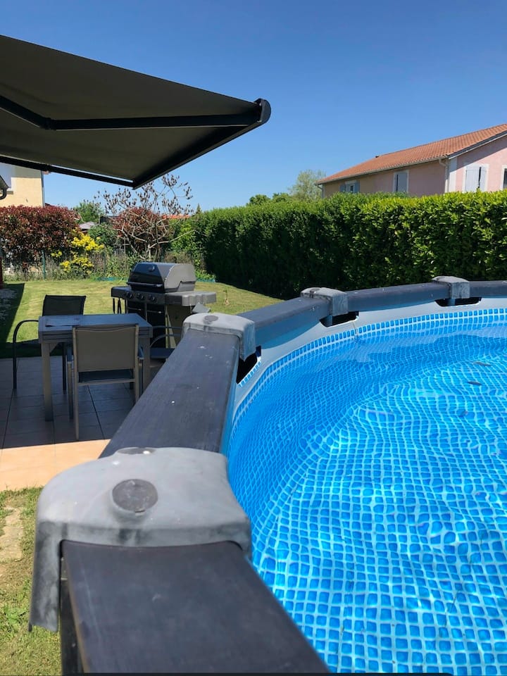 Maison Très Bien éQuipée Avec Piscine Et Au Calme. - Viriat