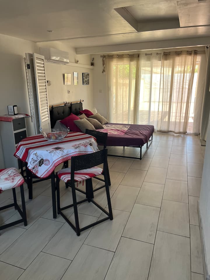 Studio Mitoyen Maison - Fos-sur-Mer
