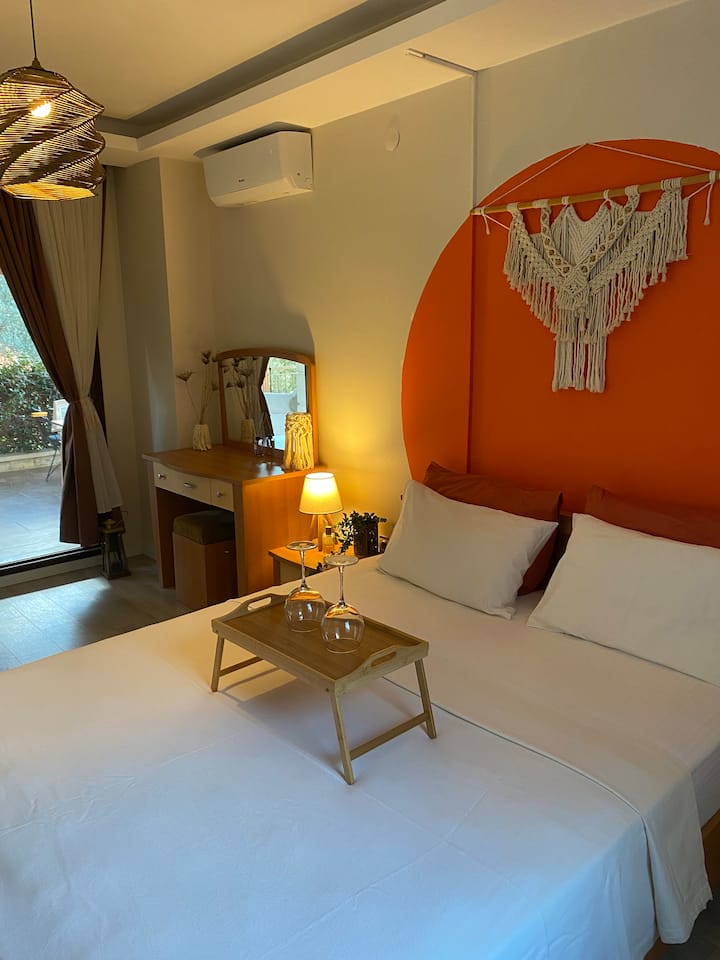 Karanfil Rooms Foça Elies Rooms And Garden 4 - Foça